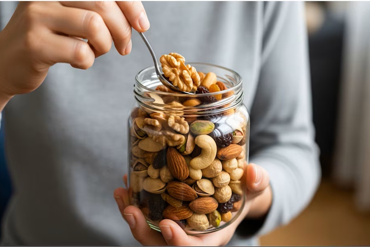 Os 4 frutos secos que ajudam a gerar colagénio para uma pele mais firme ...